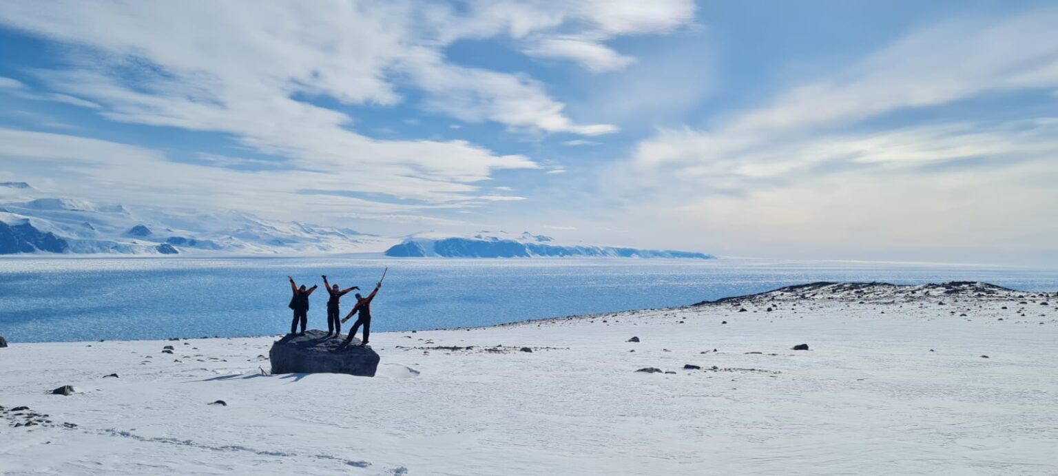 Cosmic clocks in Antarctic rocks: Forecasting future sea-levels by ...
